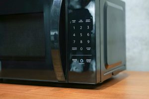 8 Best Microwave For Visually Impaired 2023 [Tested Results]