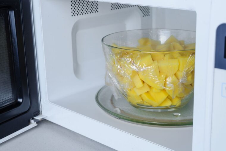 Boiling Potatoes In Microwave For Perfect Results Every Time!